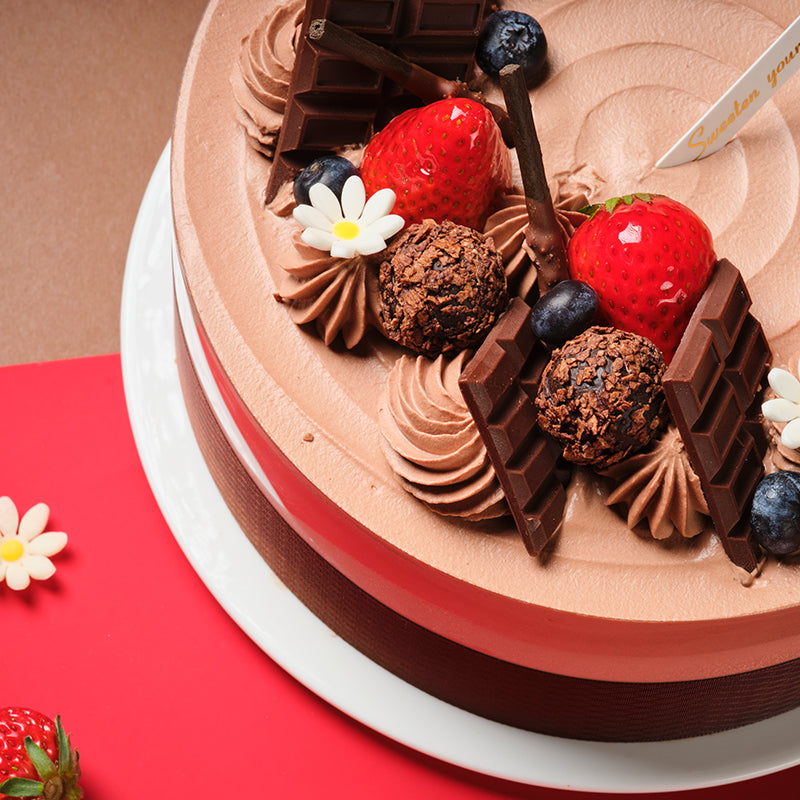 Whimsical Berry Rhapsody Cake – SammyGift